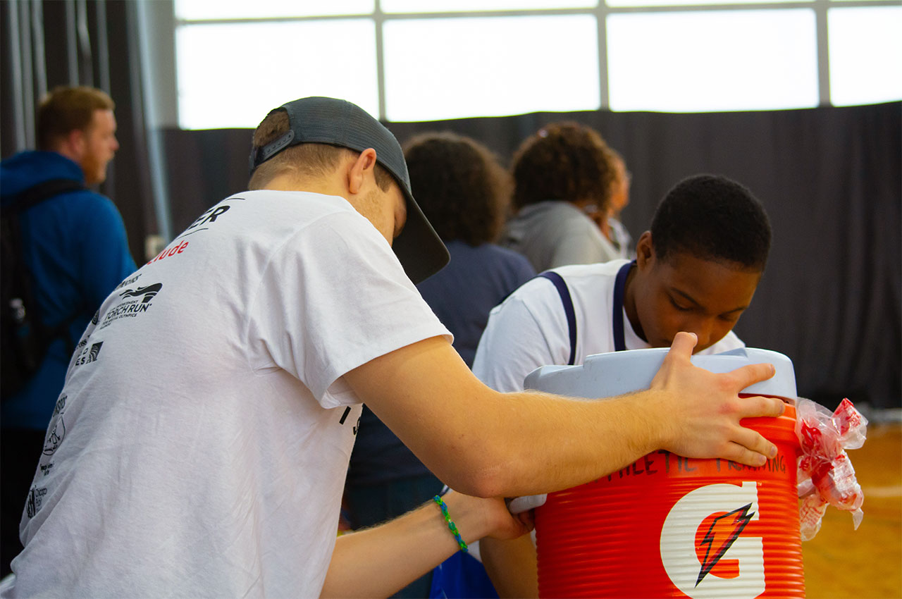 Scarlet Hawks Help Special Olympics Athletes Shoot for the Stars ...