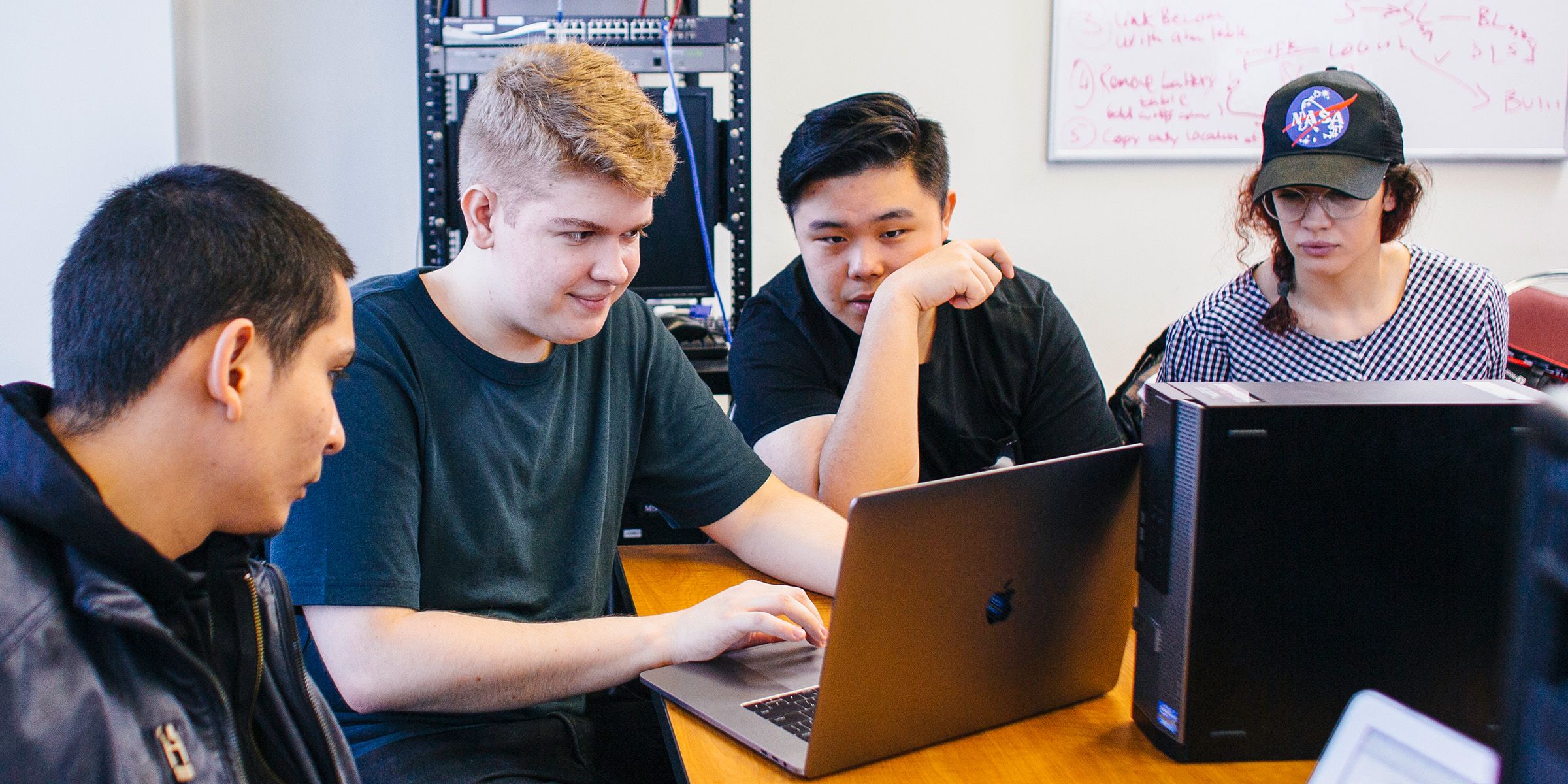 Business and Information Technology (B.S.) | Illinois Institute of ...