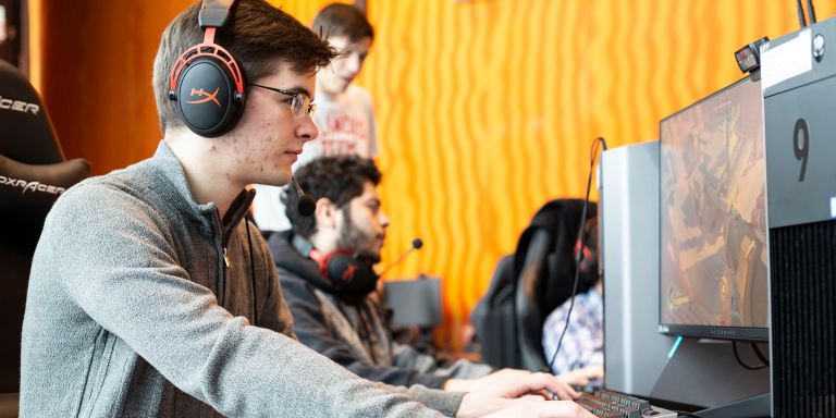 Esports | Illinois Institute of Technology